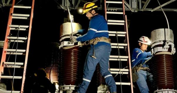 60-hour-long power cuts announced for some of Ecuador's industrial ...