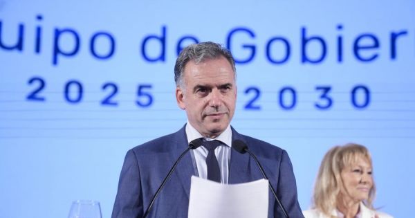 Yamandú Orsi takes office as Uruguay’s new left-wing President — MercoPress