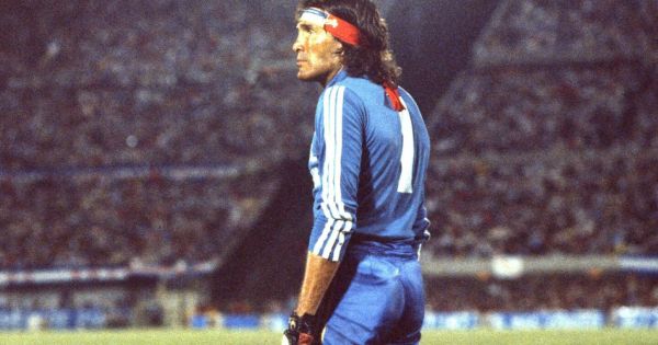 Argentine goalkeeping legend Hugo Gatti dies aged 80 — MercoPress