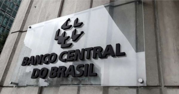 Brazil central bank cuts Selic interest rate 25 points to 14.50% ...