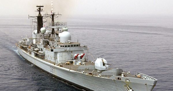 HMS Edinburgh returns after 6 months deployment in all weather ...