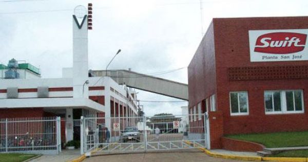 Brazilian meatpacker moving out of Argentina sells plant to local ...