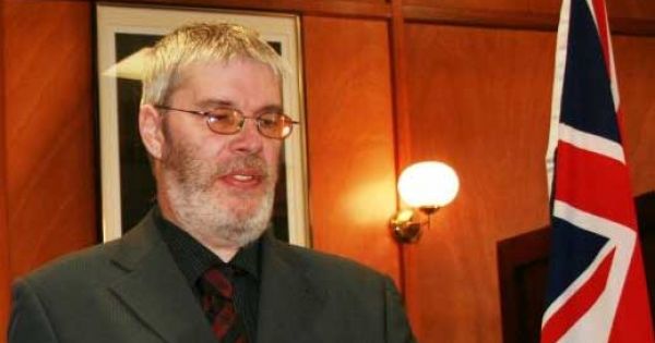 Falklands to hold referendum in 2013 “to eliminate any possible doubts ...