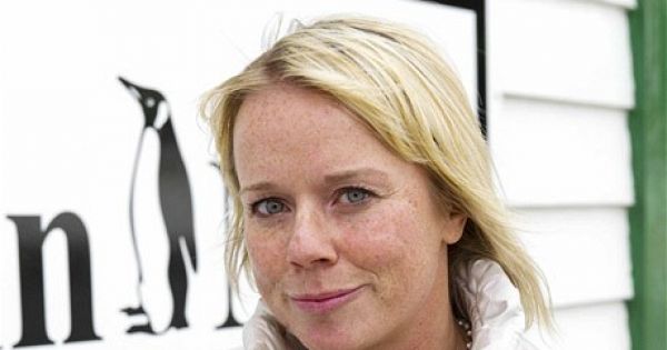 Lisa: CFK scaring its own people with the military routine exercises in ...