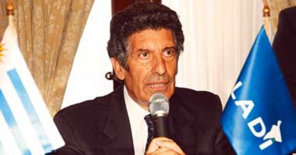 Ex Argentine vice-president to head observers mission to Venezuela ...