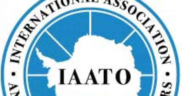 IATTO expects Antarctic tourism to grow 3% next 2013/14 season — MercoPress
