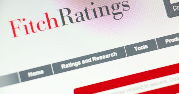 Fitch cuts Japan's credit rating: high and rising level of government ...