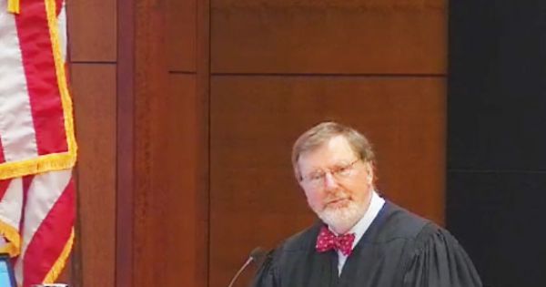 Federal Judge blocks Trump's immigration ban; White House will appeal ...