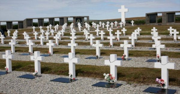 Argentina tells Malvinas' Families and Veterans that identification ...
