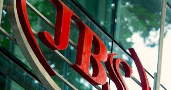 JBS meat packers suspends production in 10 of 36 beef facilities ...
