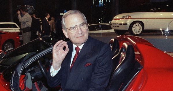 Lee Iacocca, creator of the Mustang and who saved Chrysler from ...
