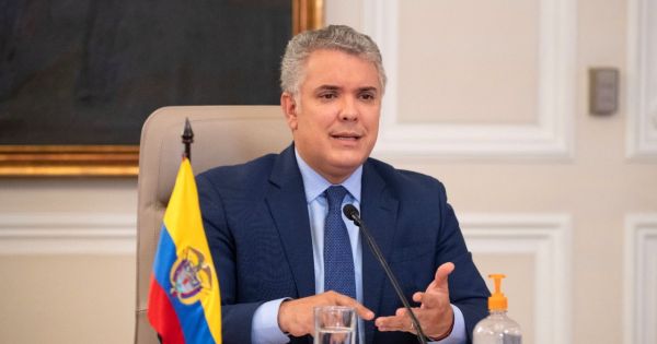 Colombian president and FARC leaders agreed to speed integration ...