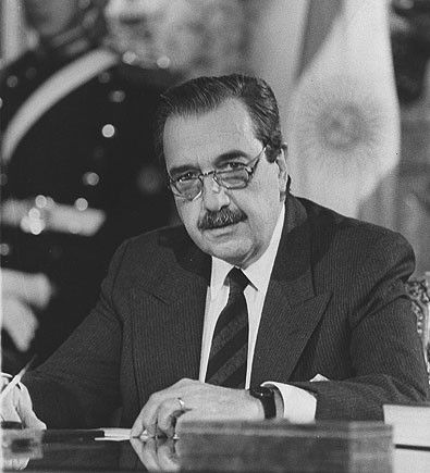 Foro de El Nacionalista - Presidencia de Raúl Ricardo Alfonsín (1983 ...
